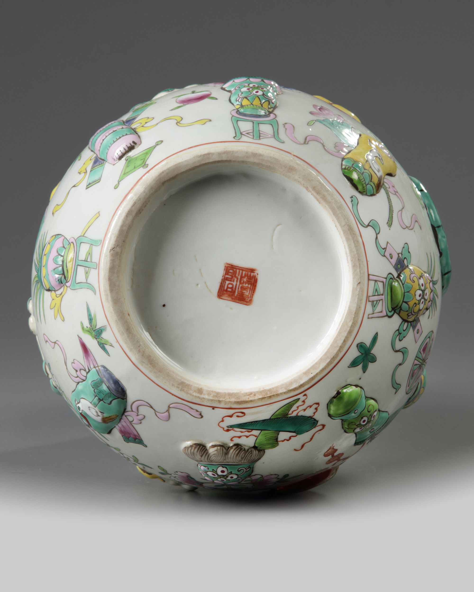 A CHINESE FAMILLE ROSE MOULDED DOUBLE GOURD VASE, 20TH CENTURY