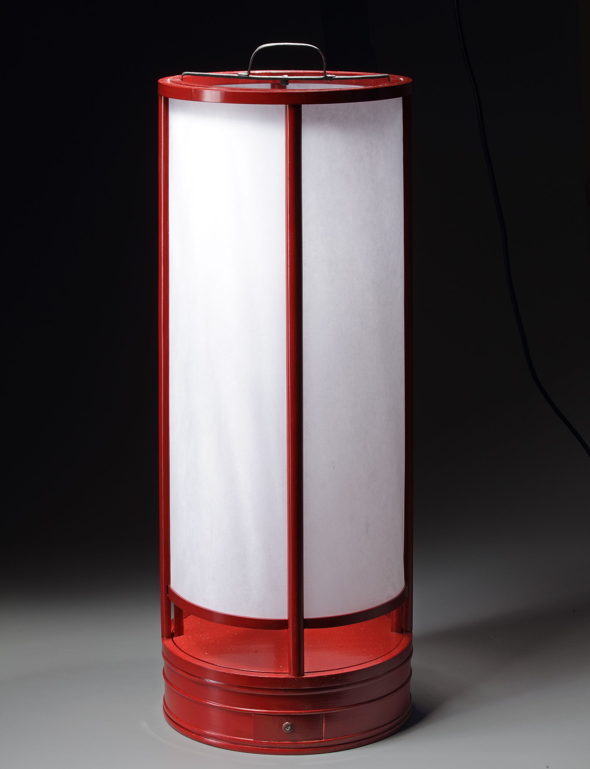 ROUND RED LACQUERED ANDON LAMP ADAPTED FOR ELECTRICITY