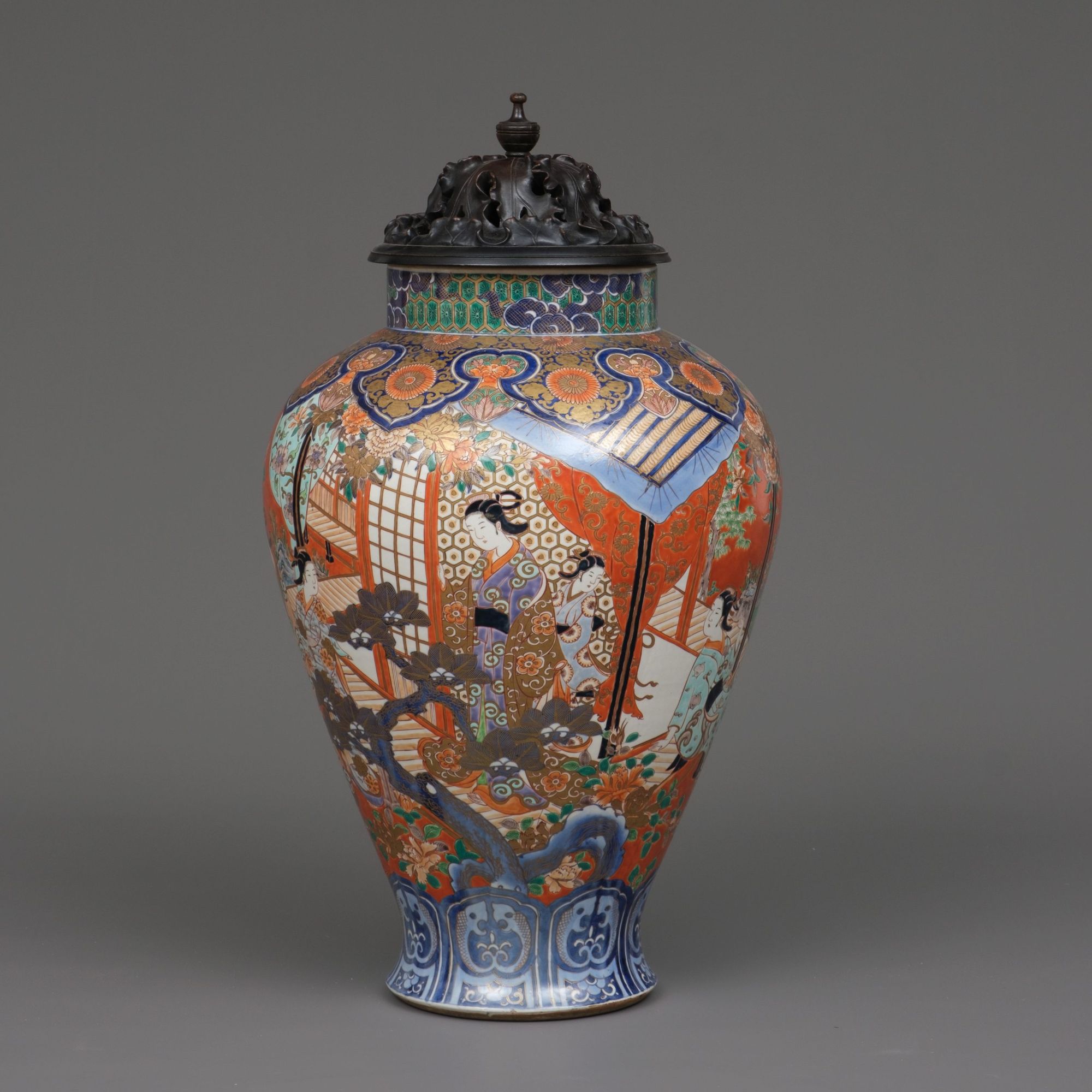 A LARGE JAPANESE IMARI-VERTE PORCELAIN VASE, SECOND HALF 19TH CENTURY ...
